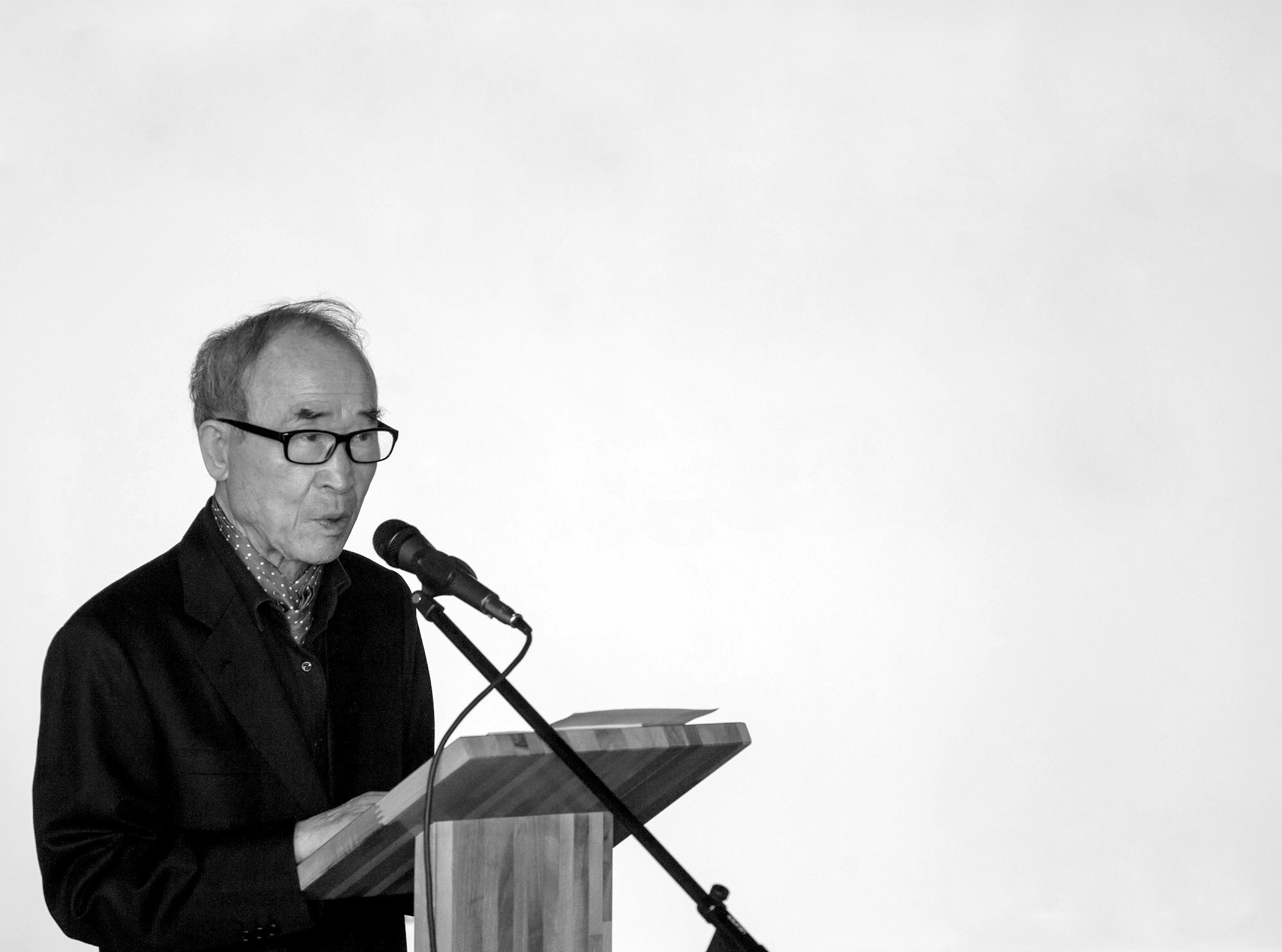 “Love is the Lack Thereof” by Ko Un – Left/Write Lit